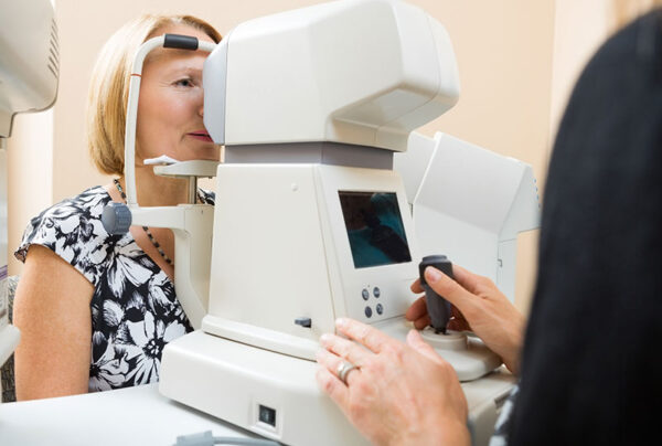 Your Eye Examination or Eye Test in Grimsby | Robert Marshall Eyecare